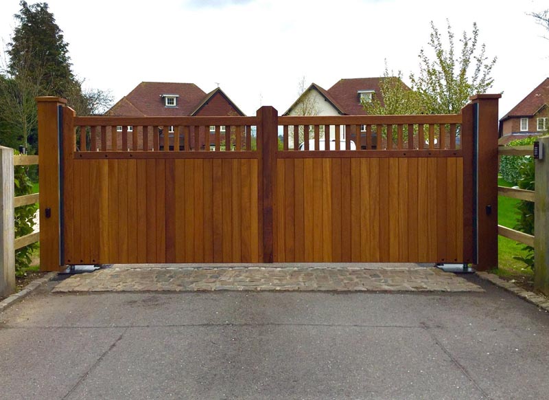 Gates Gallery | Premier Garage Doors, Buckinghamshire